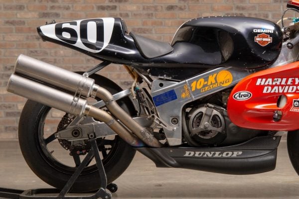 Legendary Bikes: Harley's VR1000 and V-Rod Destroyer