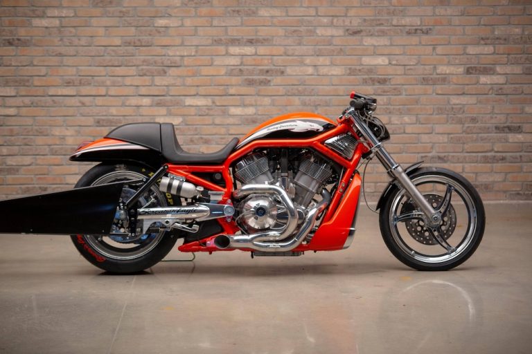 Legendary Bikes: Harley's VR1000 and V-Rod Destroyer